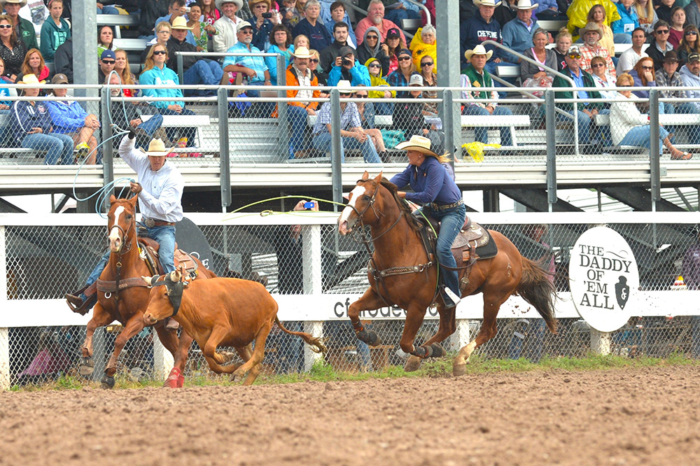 Road to the NFR Open—Handy With a Rope | WPRA